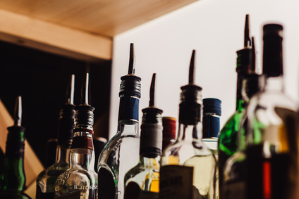 Ratgeber: Schnaps richtig lagern, brennen, servieren und verkosten